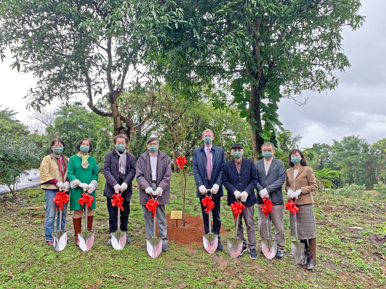 Fulbright Taiwan Tree-Planting in National Chengchi University ...